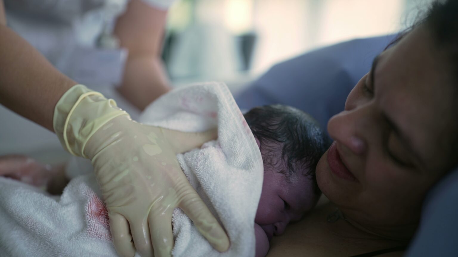 Childbirth: What Is, Types, Stages, Signs, and Postpartum